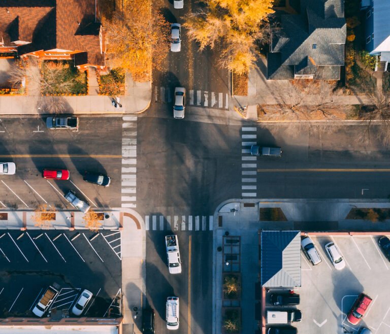 Do pedestrians "always" have the right of way in California?